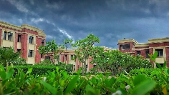 Amity University MP MBA Admission 2022 | Fee, Syllabus, Last Date